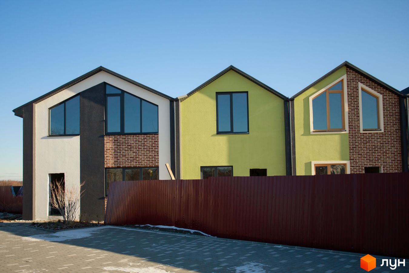 Таунхауси PRO MISTO, Перемога: хід будівництва на фото — ЛУН